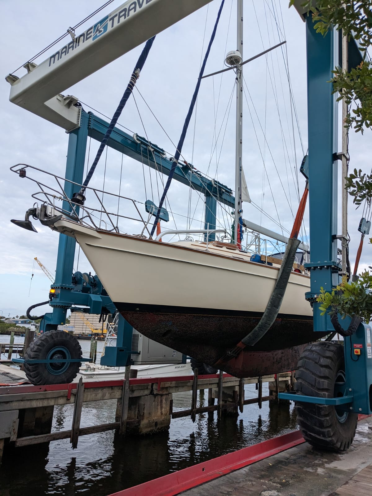 A few days in the boat yard | What Floats Our Boat
